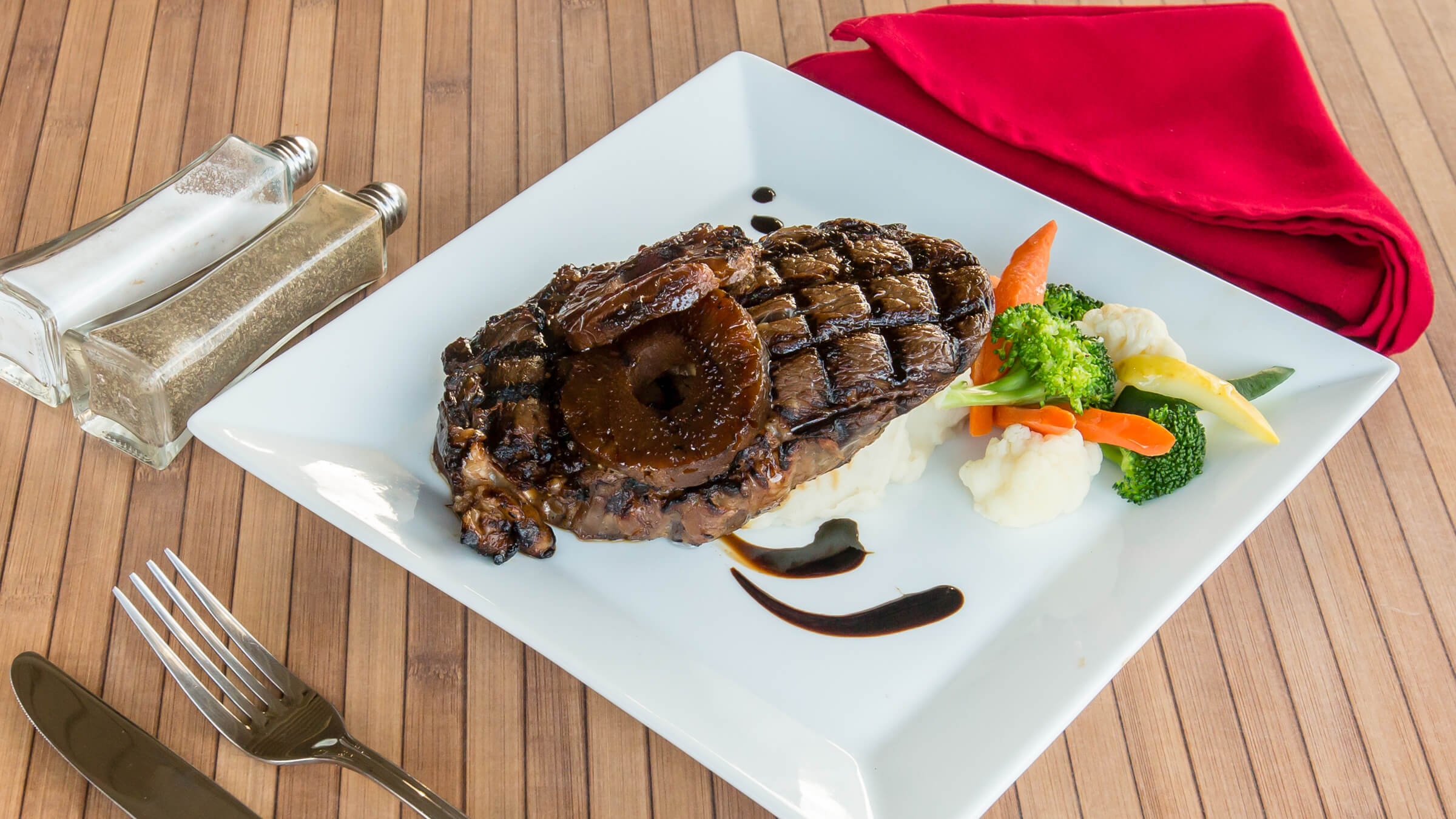 Restaurant – Village Cay Resort and Marina