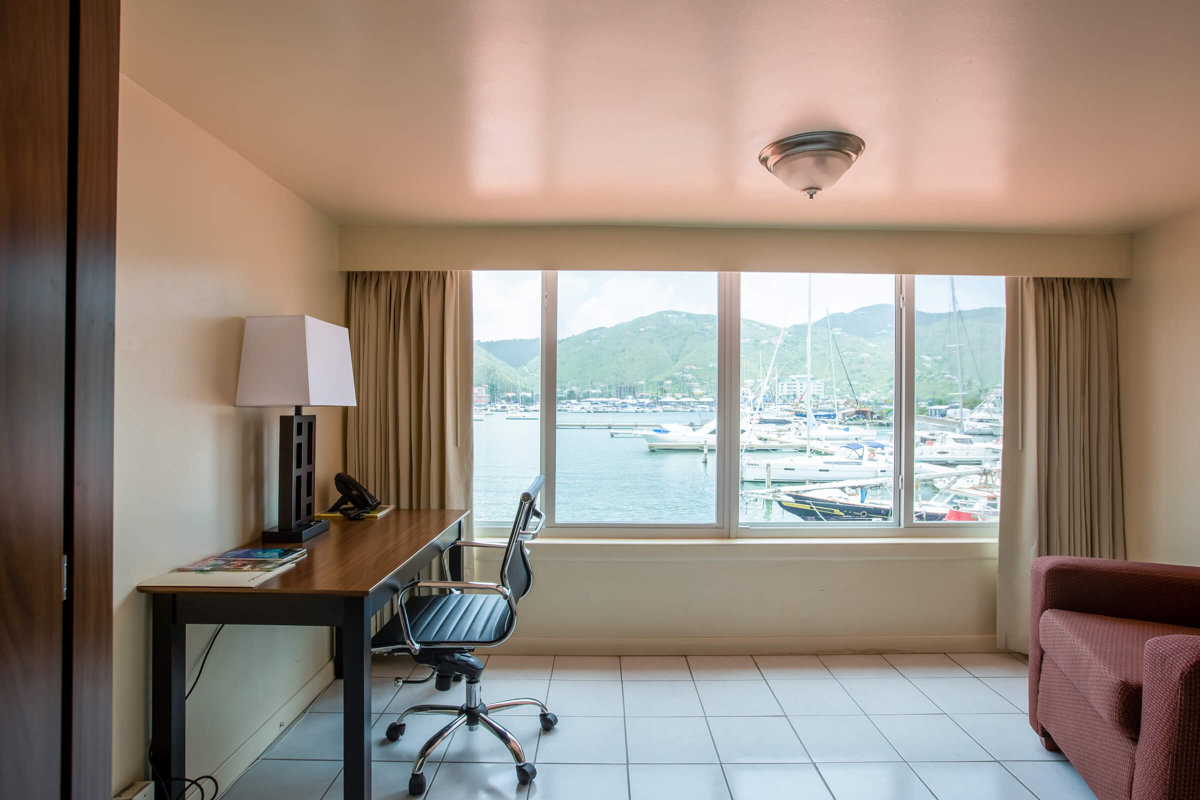 Waterfront Room – Village Cay Resort and Marina