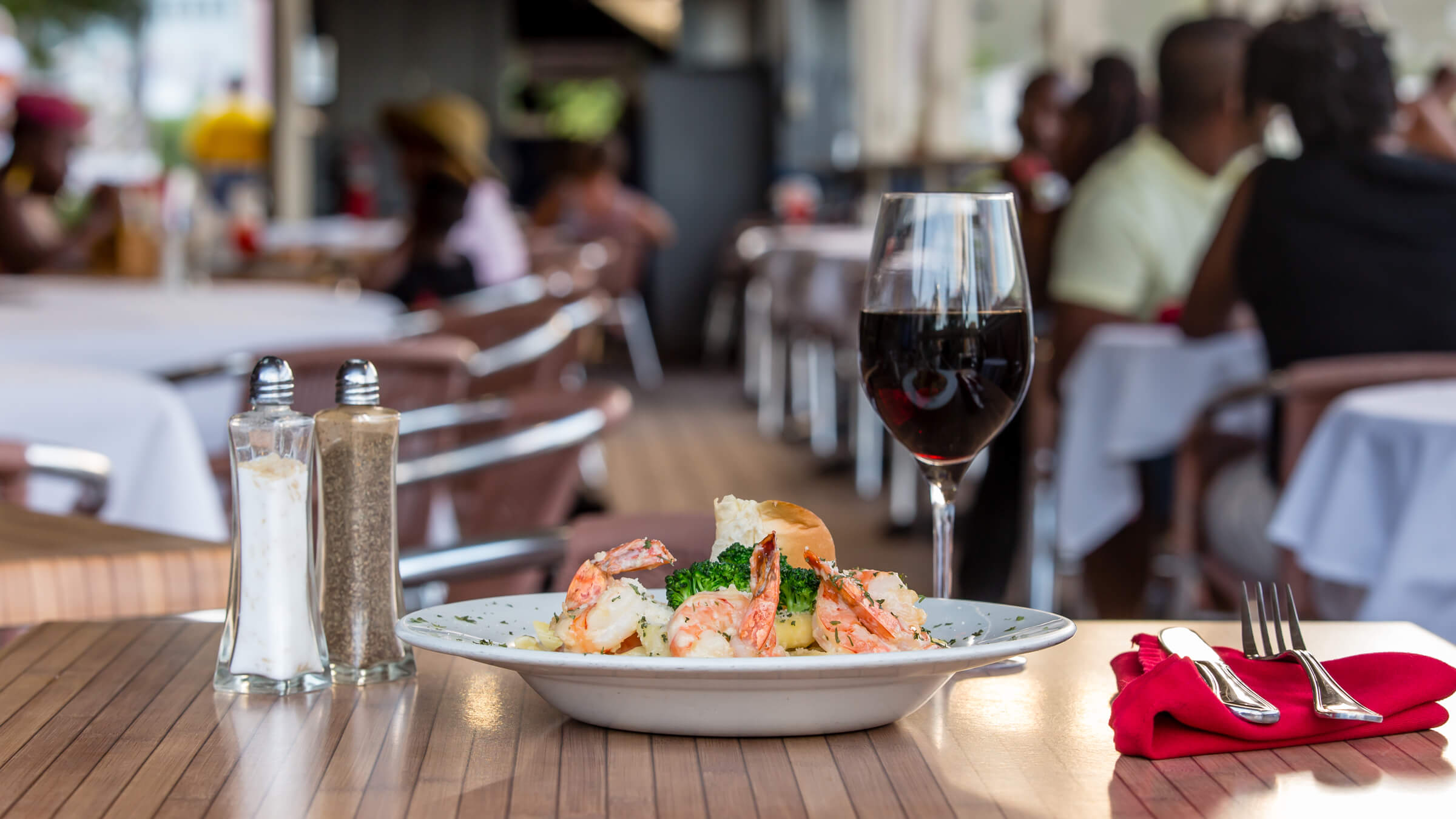 Restaurant – Village Cay Resort and Marina